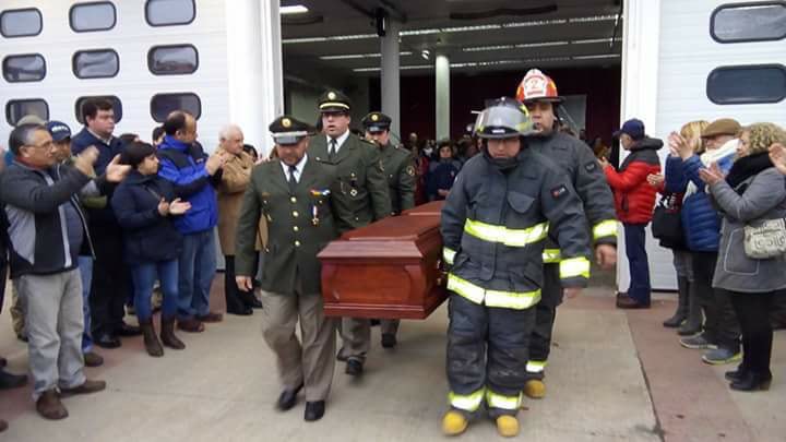 Familiares y amigos dieron su último adiós al reconocido reportero Juan ...