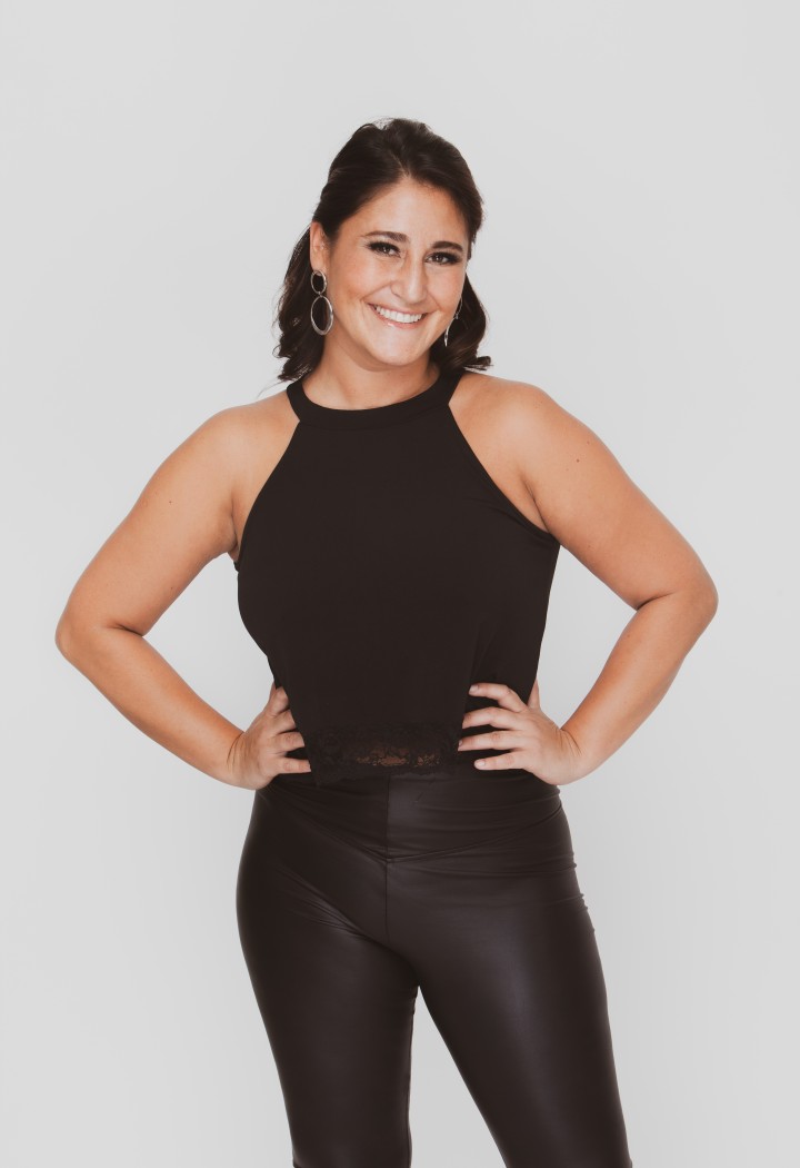 Comediante Belén Mora llega al Festival Folclórico de la Patagonia 2019 ...