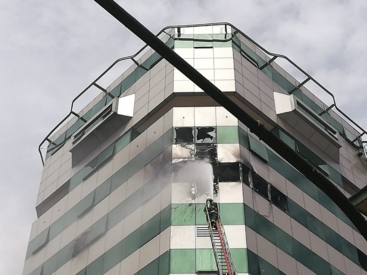 Otra vez: queman nuevamente edificio de Caja Los Andes en Concepción ... Otra vez: queman nuevamente edificio de Caja Los Andes en Concepción ...