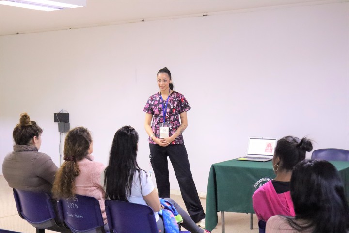 Reina de belleza conversó con privadas de libertad sobre cáncer de ...