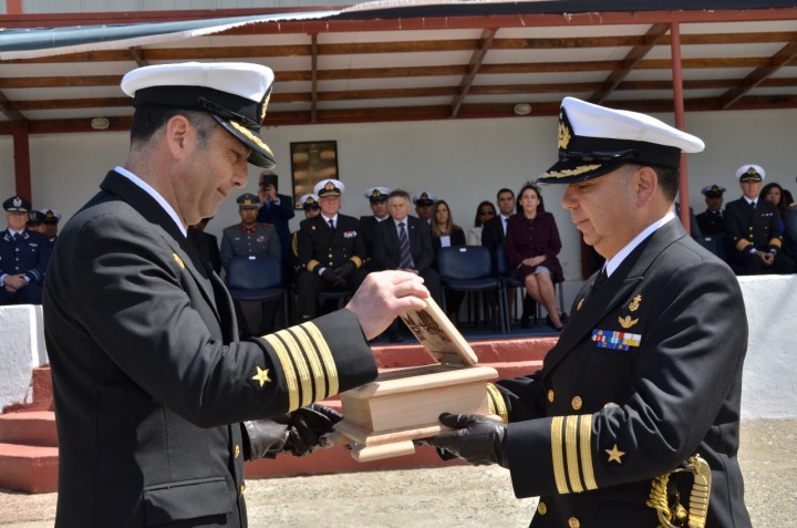 Realizan Solemne Cambio De Mando En El Dim Nº 4 Cochrane Elpinguino Com