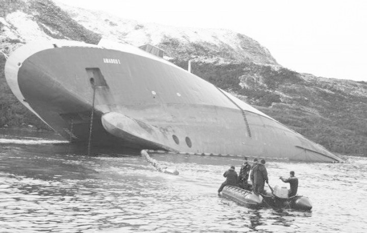 Cerca de $ 300 millones arriesgan capitán y timonel del Amadeo por daño ...